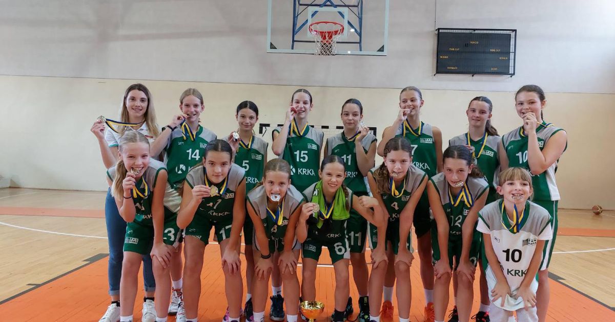 Dekleta ŽKK Krka osvojila 2. mesto na turnirju v Fojnici - Svet24.si