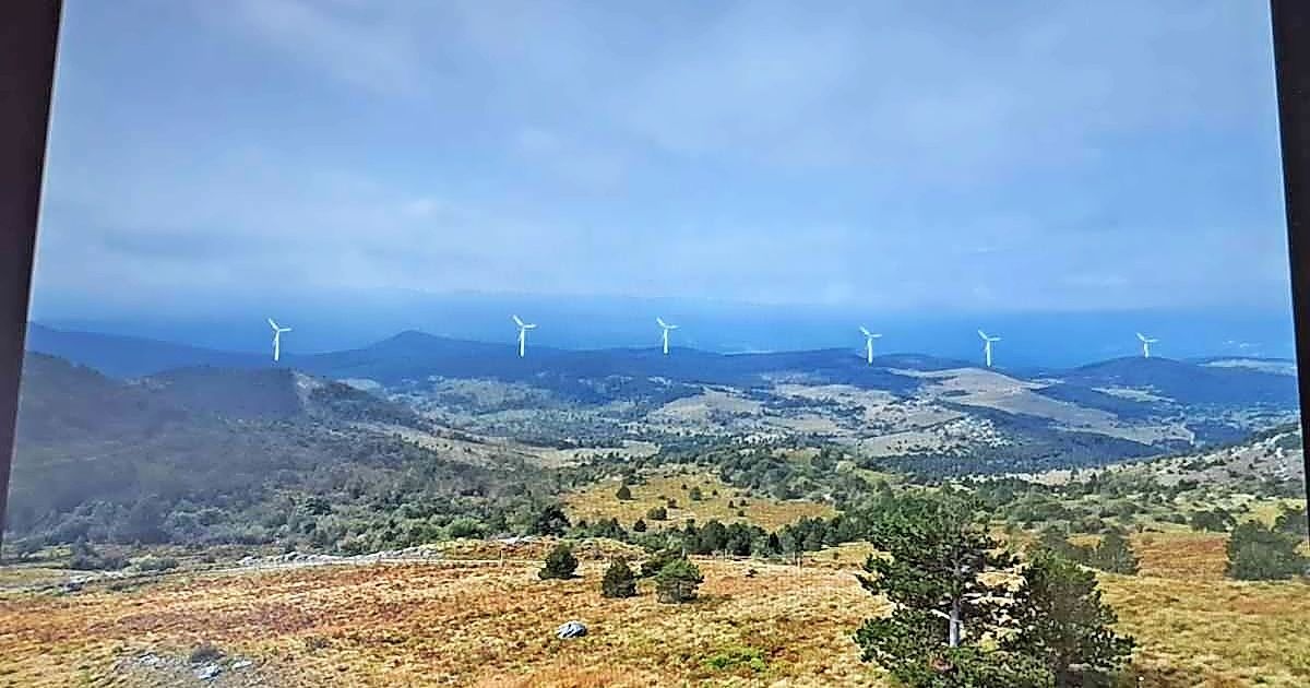 Koristne, a vsem odveč: »Vetrnice naj postavijo ob avtocesto med ...