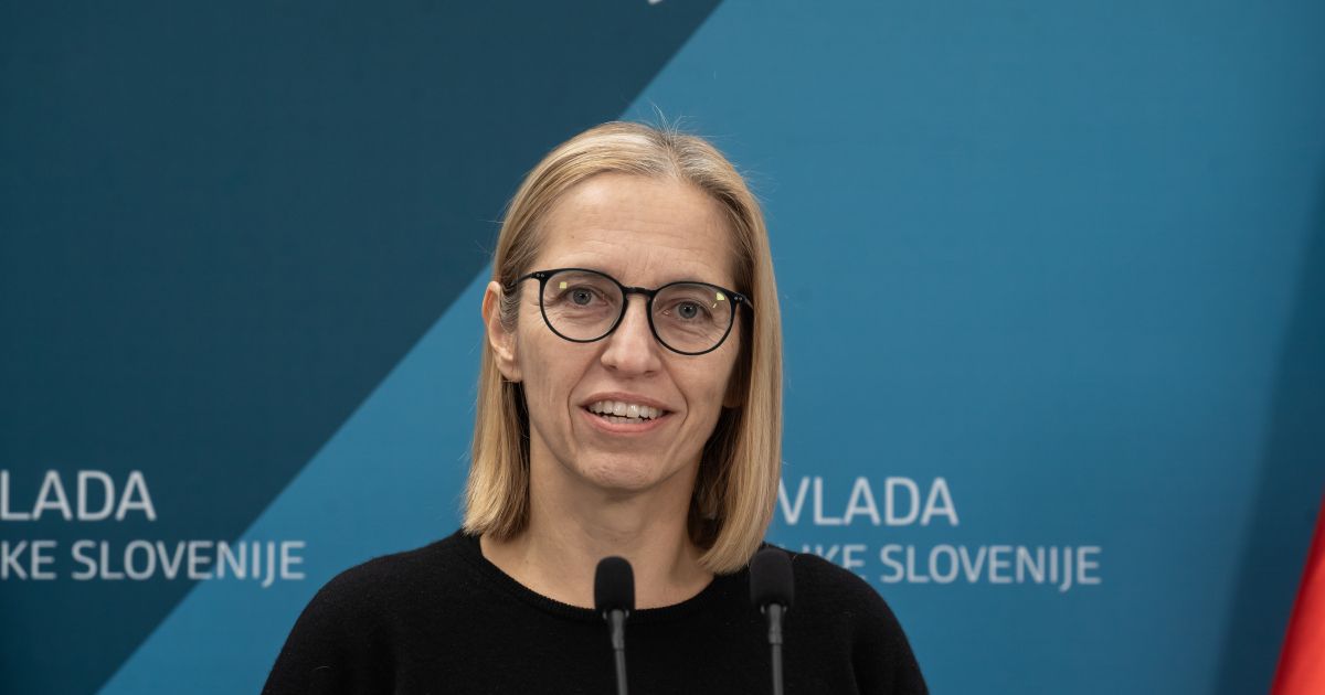 Ministrica za zdravje predstavila novele zakonov, ki jih je sprejela vlada - Svet24.si