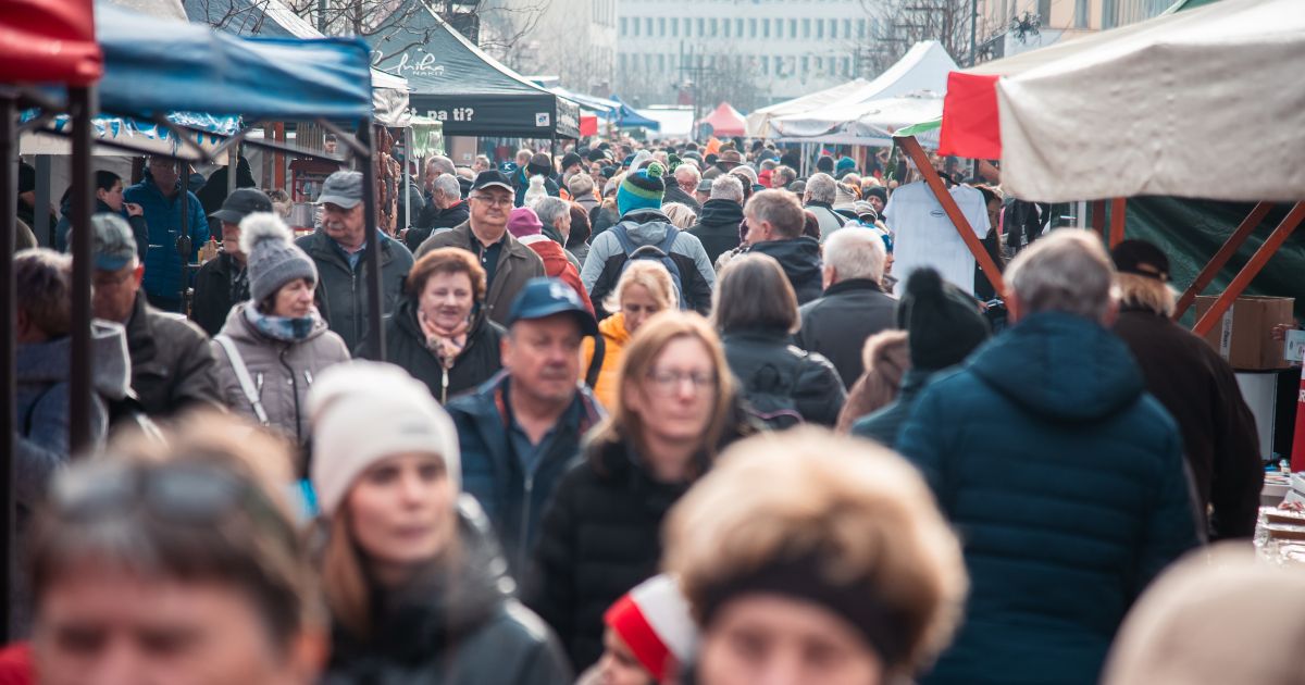 (FOTO) Mikloševo senje tudi letos privablja ljudi ob blizu in daleč ...