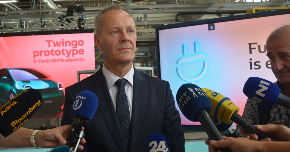 V Revozu priprave na el. twingo, govoric glede Dacie ne komentirajo - Svet24.si