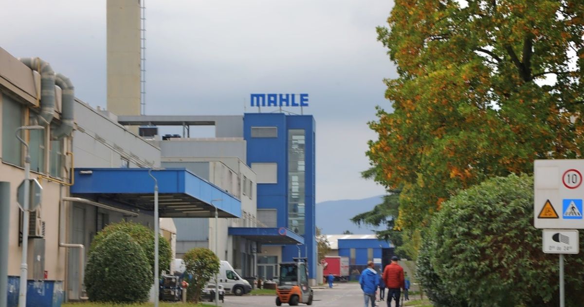 Mahle pred stavko: Delavci zahtevajo zamrznitev selitve proizvodnje v ...