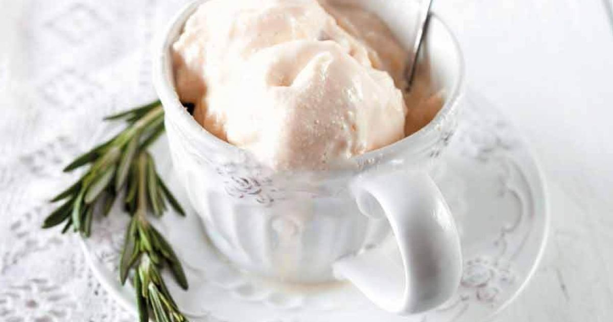 Kuhajte z jogurtom: slane jedi, sladice, napitki in več - Svet24.si