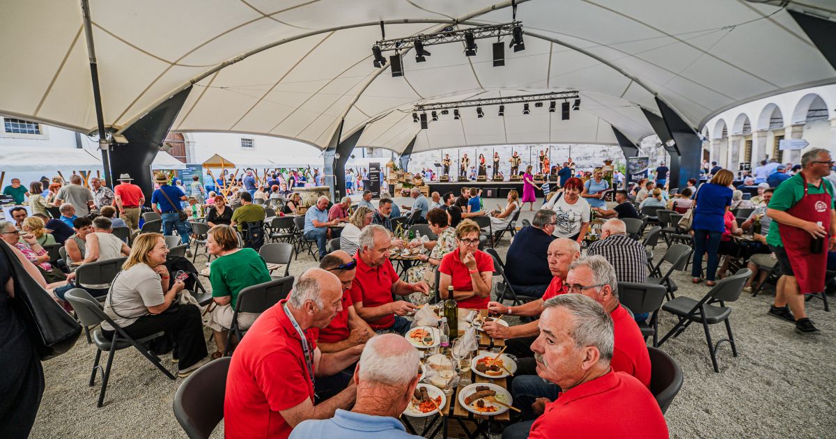 Dan kruha, vina in salam 2025: Praznik podeželja, lokalnih okusov in sodelovanja - Dolenjski list