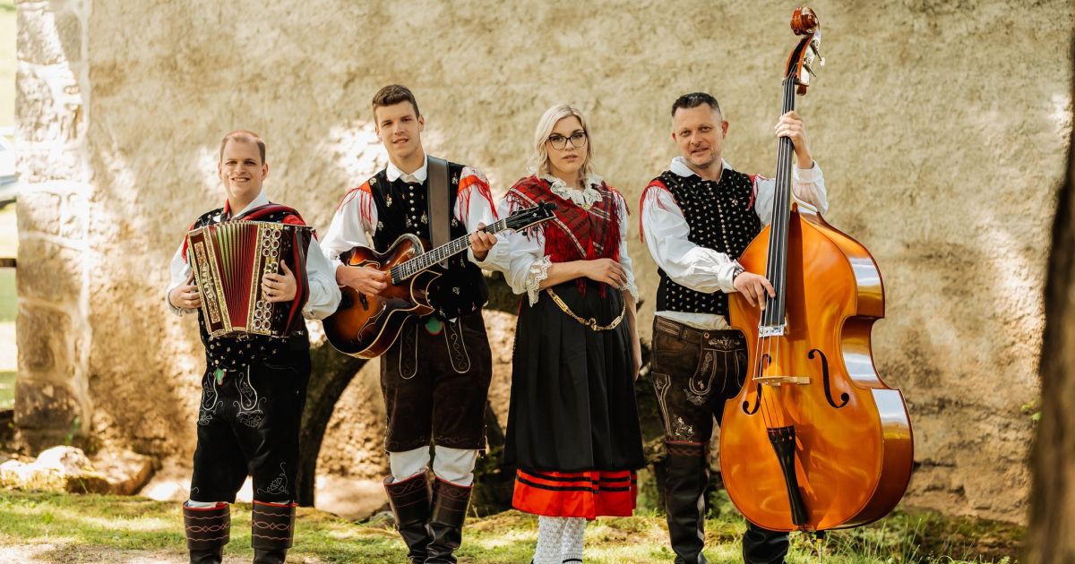 Ansambel Lozn Bodn predstavlja svojo prvo skladbo - Veseljak.si
