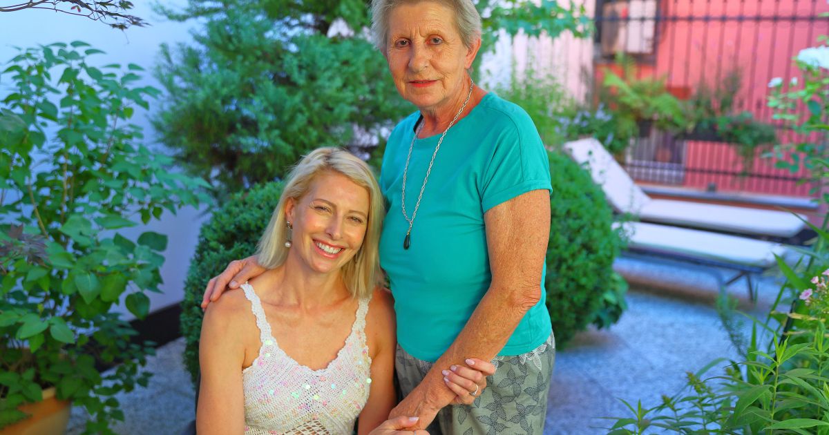 Miša Novak na obisku doma: »Nikoli ni prepozno, da začneš z nečim novim« - Svet24.si