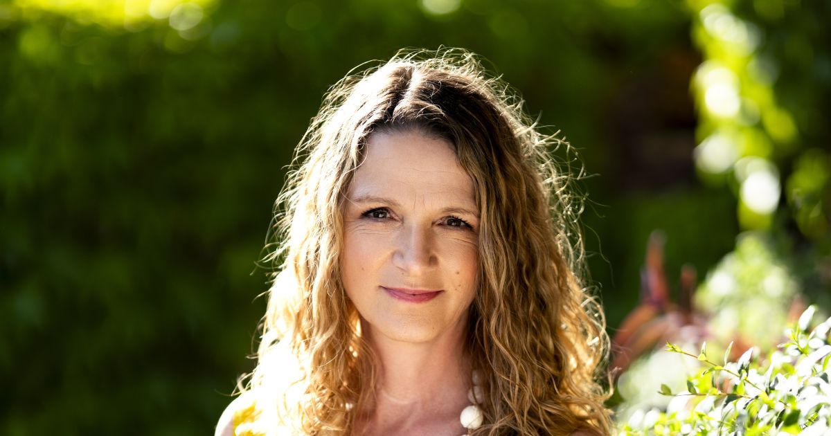 Bronja Žakelj: "Pri meni so bili pomisleki, saj gre za avtobiografijo ...