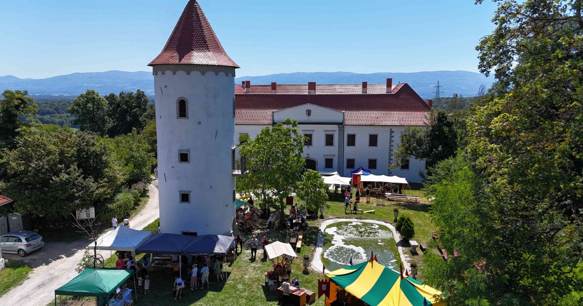 FOTO: Srednjeveški utrinek 2025 - edinstveno doživetje na gradu Raka ...