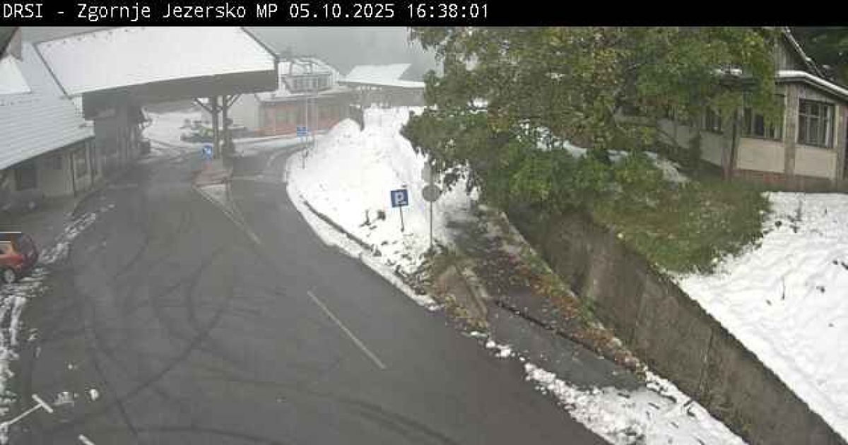 Razmere na slovenskih cestah: Ponekod le z zimsko opremo - Svet24.si