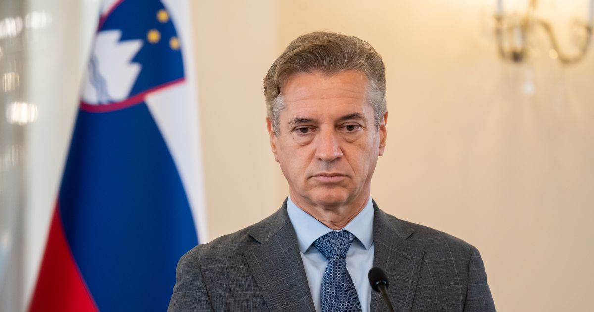 Golob bo obiskal Novo mesto, Pirc Musar za odločnejše sistemske ukrepe ...