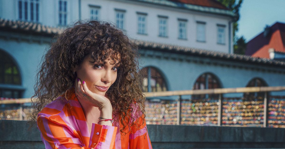 Stilistka Metka Albreht razkriva top modne trende leta 2026 - Svet24.si