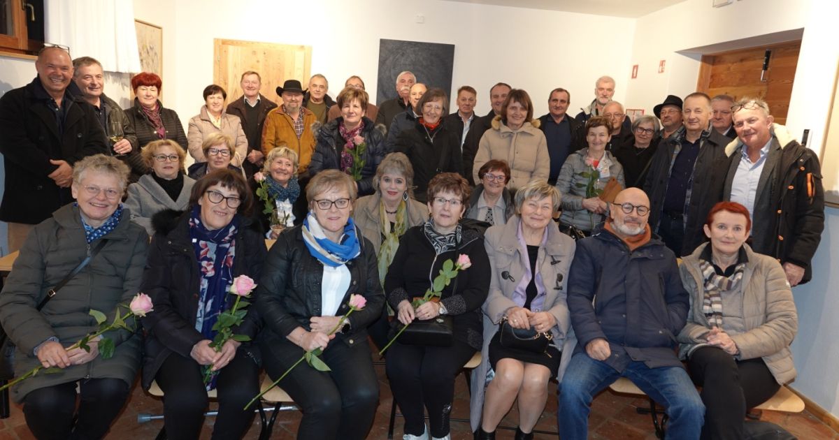 Srečanje sošolcev in sošolk po 50. letih - se še poznamo? - Svet24.si