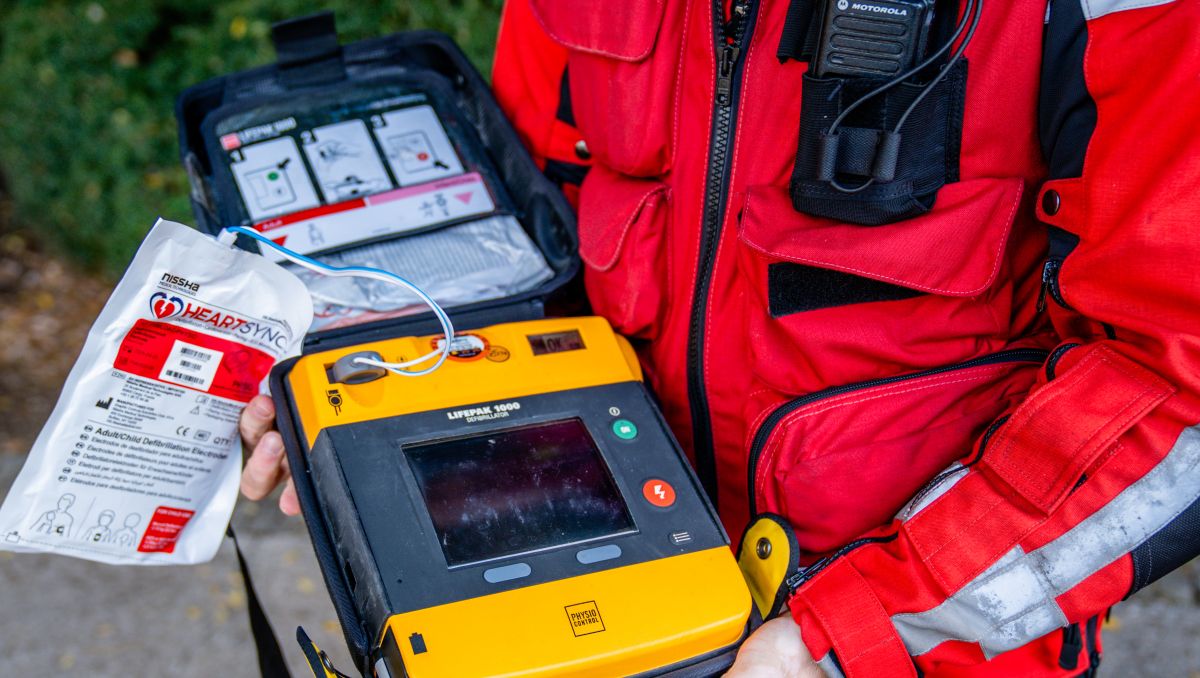 Zlobneži so ukradli defibrilator - Svet24.si