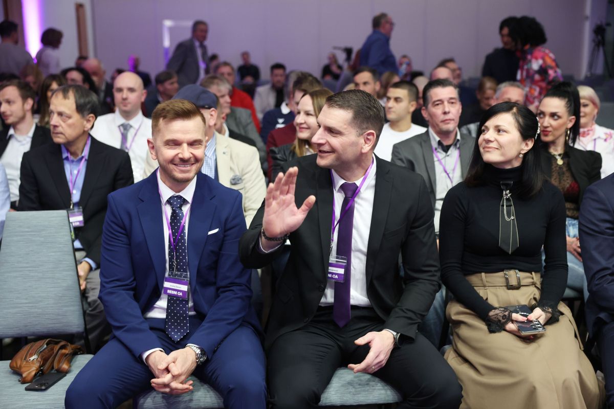Stranka Resni.ca predstavila svoje ministrske kandidate - Svet24.si