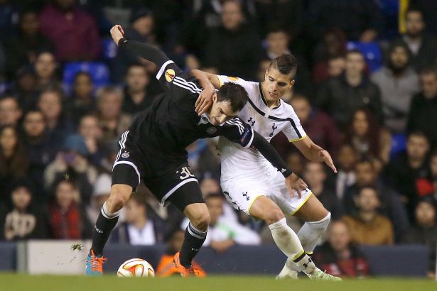 'Janezi' v Srbiji lahko najamejo cel splav - Ekipa