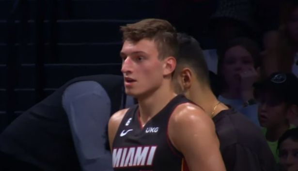 Nesrečni Srb! V NBA ni odigral niti minute, pa že dobil kazen! Razlog ...