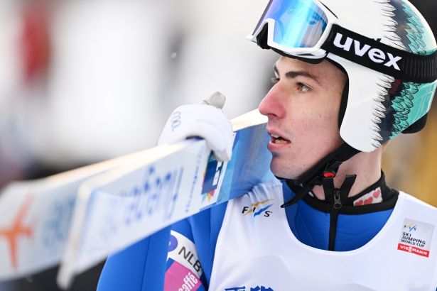 Timi Zajc gre v Kulmu po zmago! Najdaljši v kvalifikacijah, izjemen ...