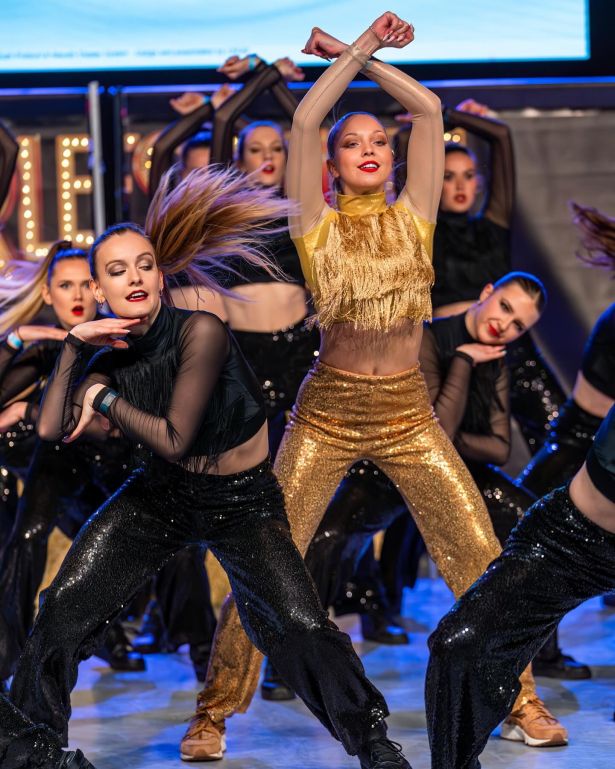 Lahko so pomemben del plesa - Ekipa