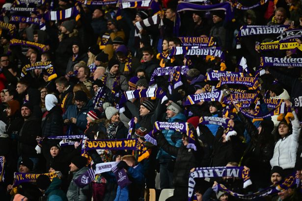 Olimpija brez pimpija?! Ta epski transparent na večnem derbiju je ...