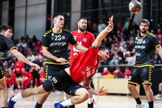 Rivalstvo Tarika in Malika: Z bratom vedno tekmuješ, vedno želiš ...