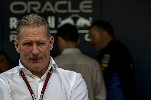 Verstappnov oče udaril: 'Red Bullu resno grozi razpad, Maxova selitev ...