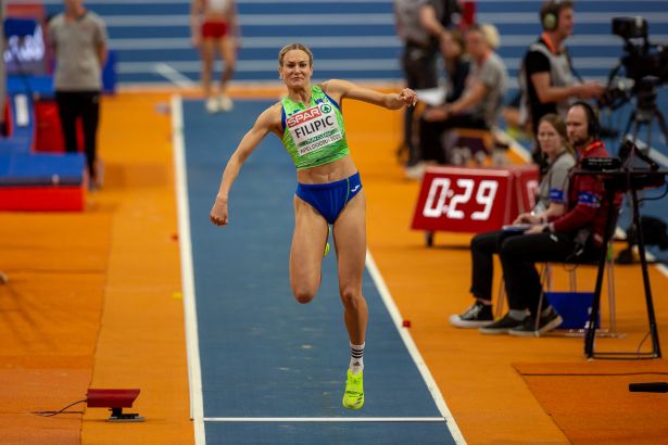 Neja Filipič šesta na SP v finalu troskoka - Ekipa