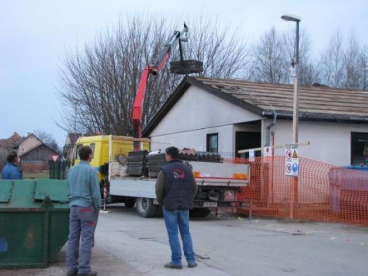 Stari vrtec v Ribnici še vedno sameva | Radio Krka – Dolenjska v srcu