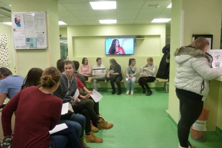 FOTO: Krvodajalska akcija dijakov | Radio Krka – Dolenjska v srcu