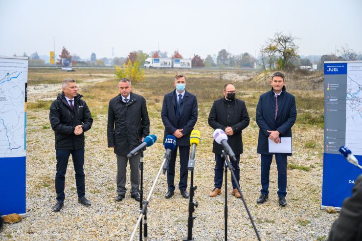 Gradnja štiripasovnice ključna za gospodarstvo Dolenjske in Bele krajine | Radio Krka ...