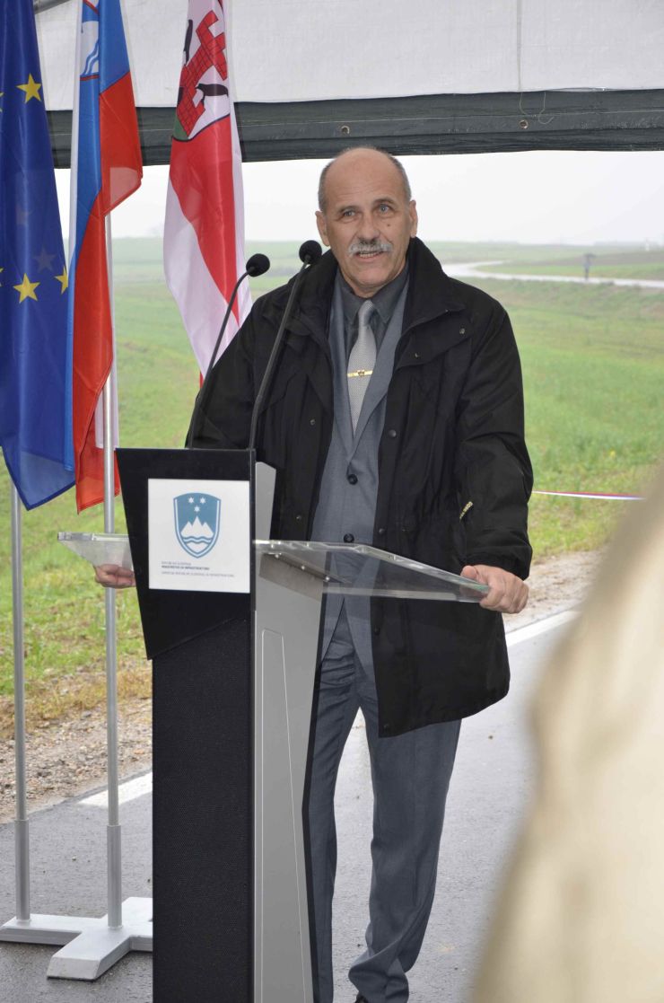 Novo cesto za Križevsko vas predali namenu | Radio Krka – Dolenjska v srcu