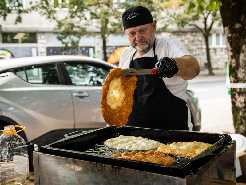 preberi.si - (FOTO) Prekmursko senje v Ljubljani privabilo številne ...