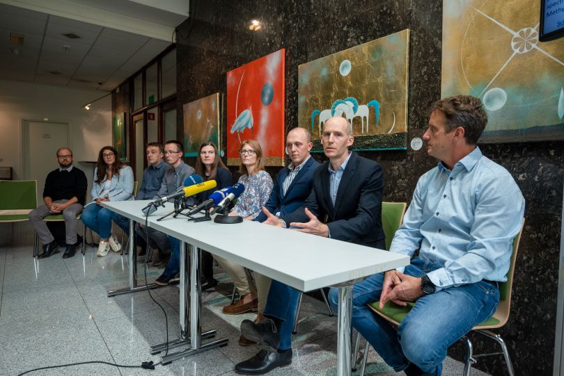 Plod slovenskega znanja: toča večja tudi zaradi mikroplastike - Vestnik.si