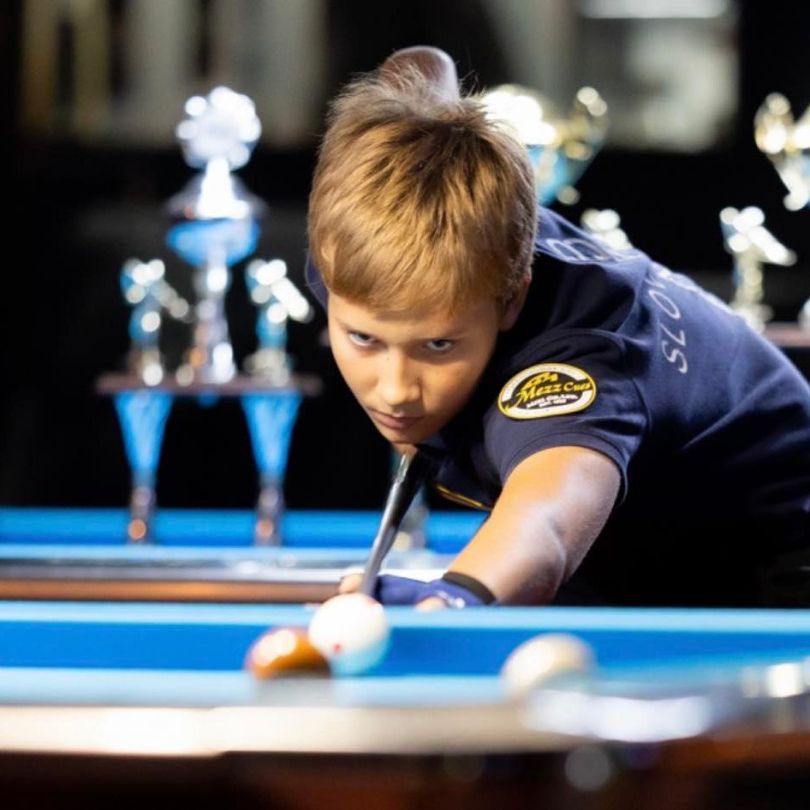 Prvak: Video: Najboljši mladinec na svetu v biljardu je Slovenec ...